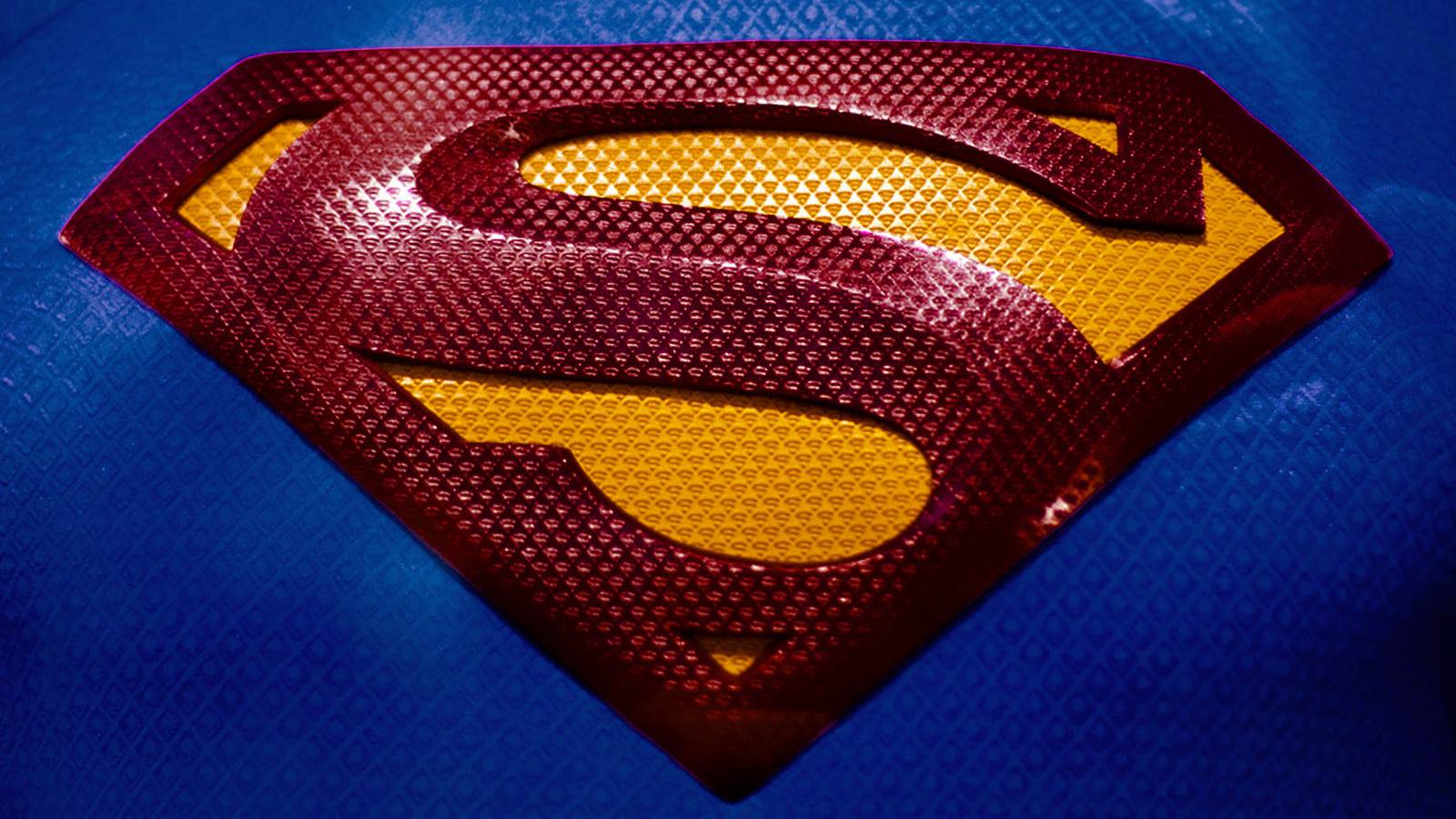 superman shield shape