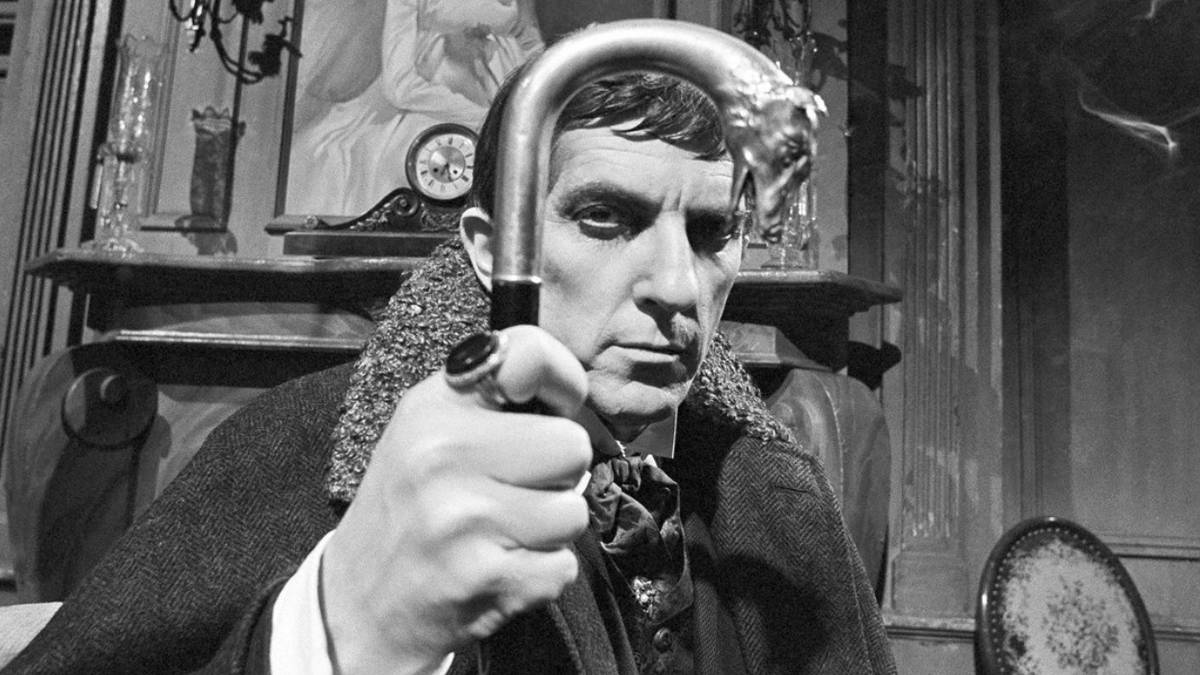 The CW Rebooting Vampire Drama Dark Shadows