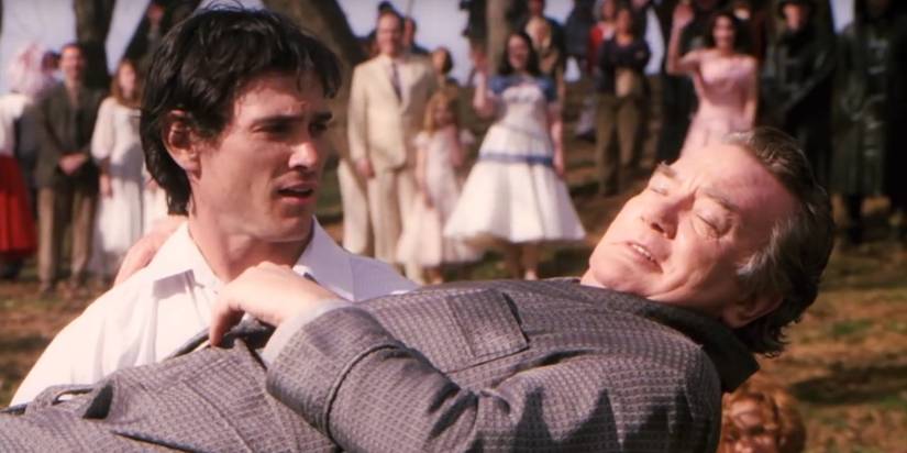 15 Movie Scenes That Always Make Us Cry