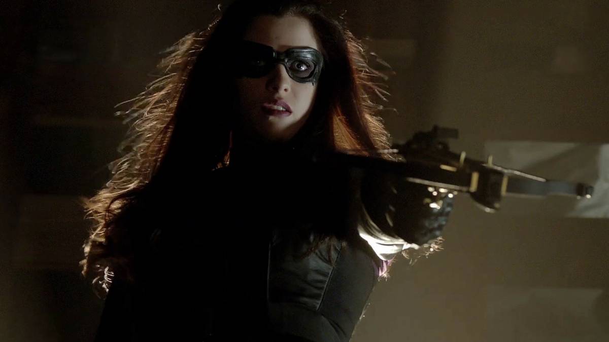 Arrow Season 6 May Feature Return of Huntress