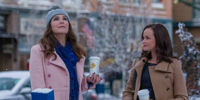Gilmore Girls: How Old Lorelai Is At The Beginning & End