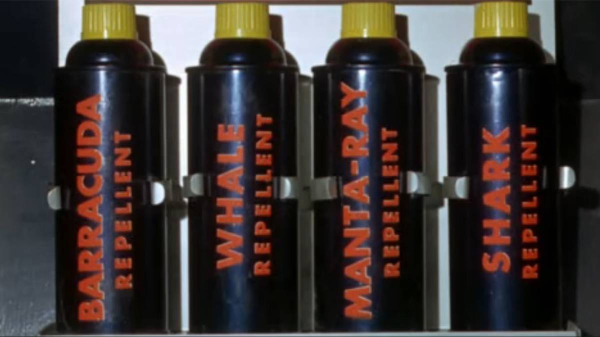 15 Gadgets Batman Has Only Ever Used Once