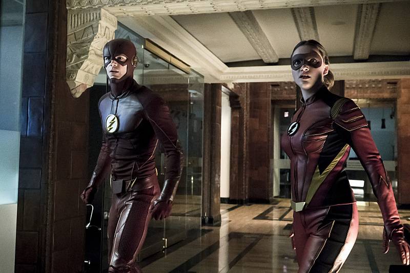 Check Out Jesse Quick's Cool Costume in The Flash