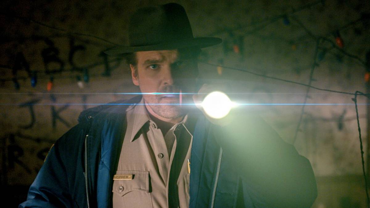 Stranger Things Season 2 Will 'Humble' Hopper