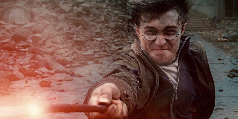 Harry Potter: 10 Battle Of Hogwarts Elements The Movie Left Out