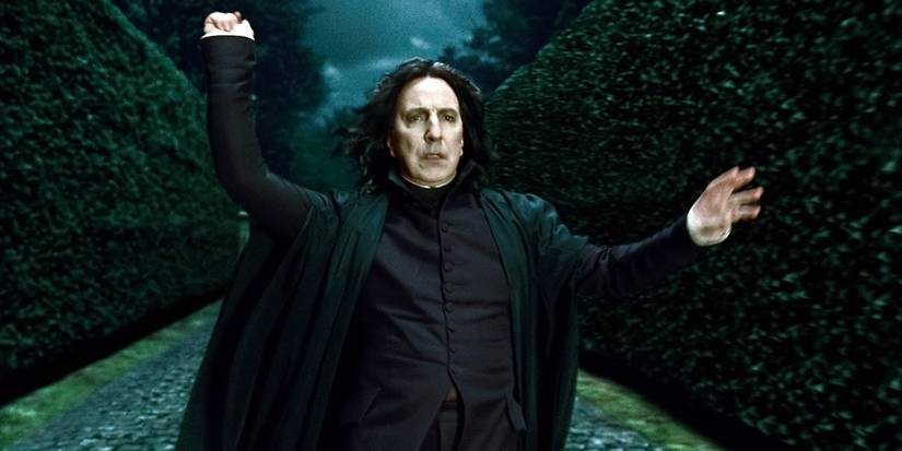 Harry Potter: 10 Snape Mannerisms From The Books That Alan Rickman Nailed