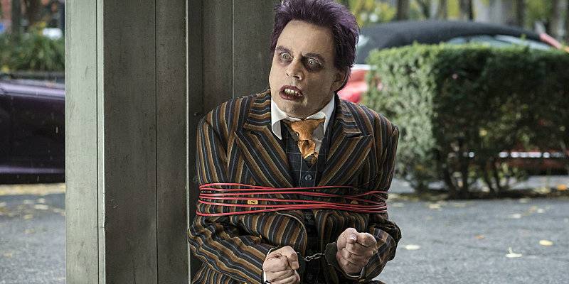 The Flash Midseason Finale Clip: Mark Hamill's Trickster Returns