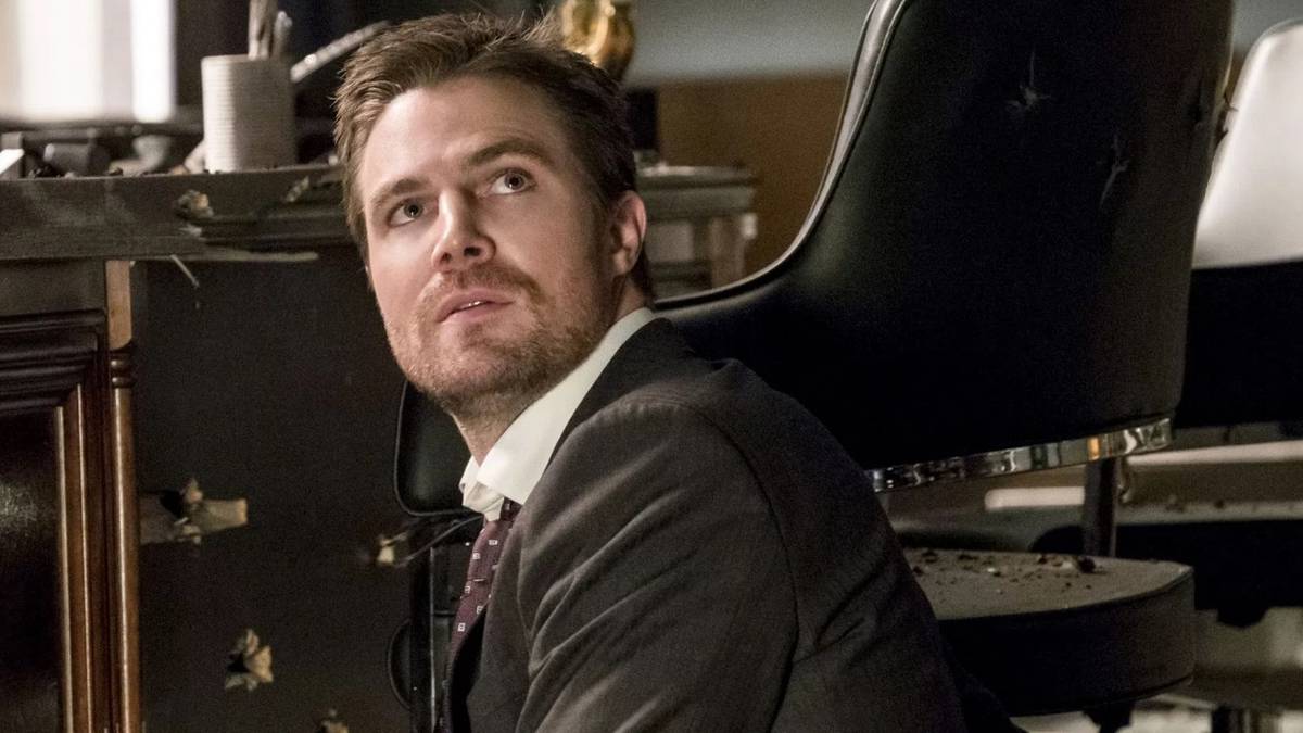 Arrow 'Kapiushon' Synopsis: Oliver Reaches a Breaking Point