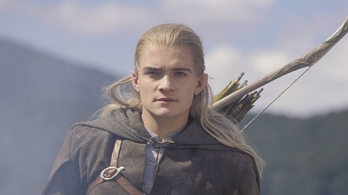 Why Legolas Shoots Gríma Wormtongue When He's Killing Saruman In Return ...