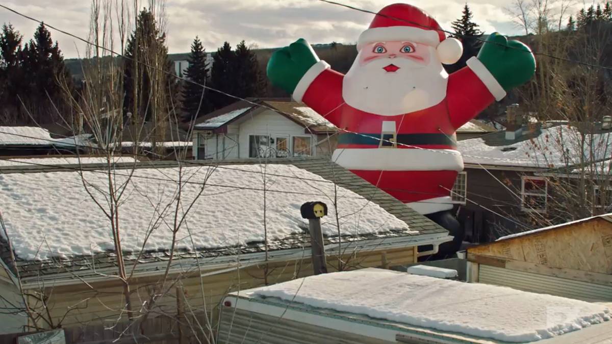 Fargo Season 3 Teaser Takes the Air Out of Santa Claus
