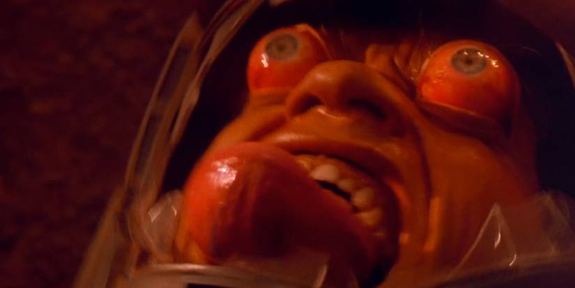 Total Recall's Bulging Eyes Scene Is Scientifically Accurate