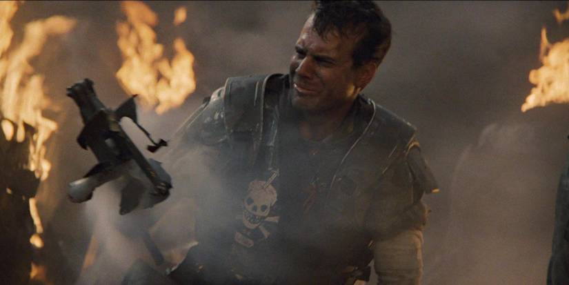 Aliens: Why Hudson Is A More Relatable Hero Than Ripley