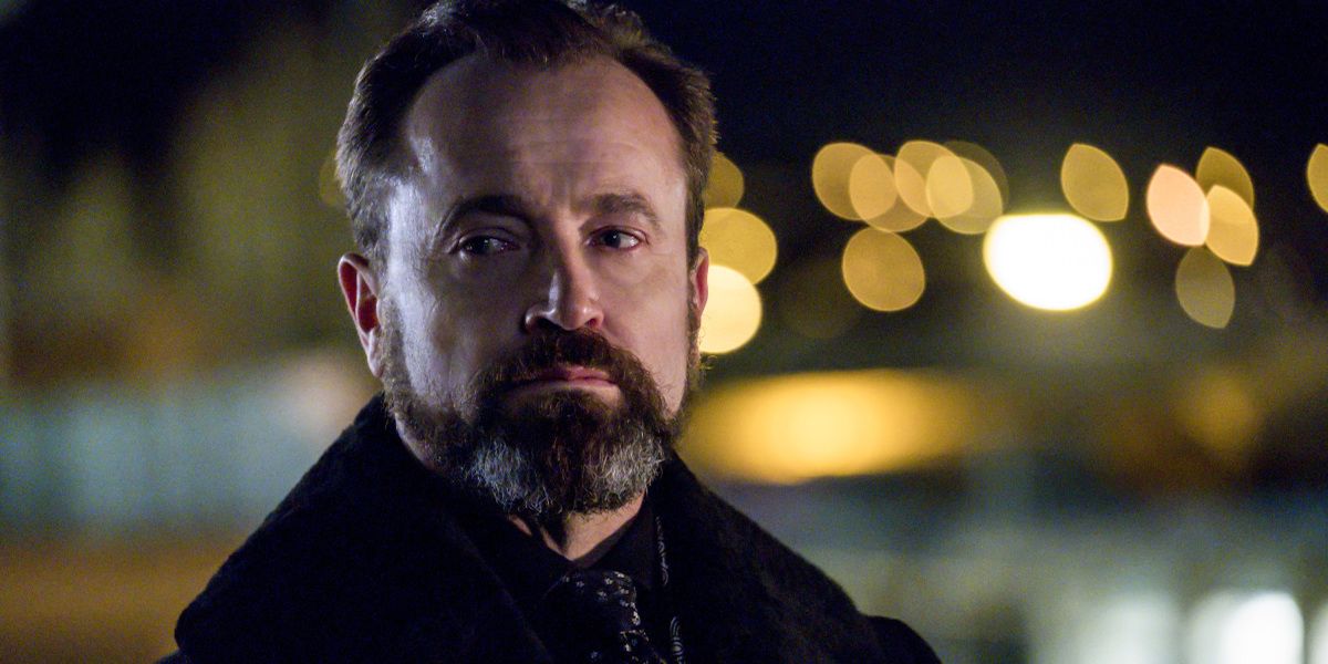 Arrow: Anatoly Has Power Over Oliver | Screen Rant