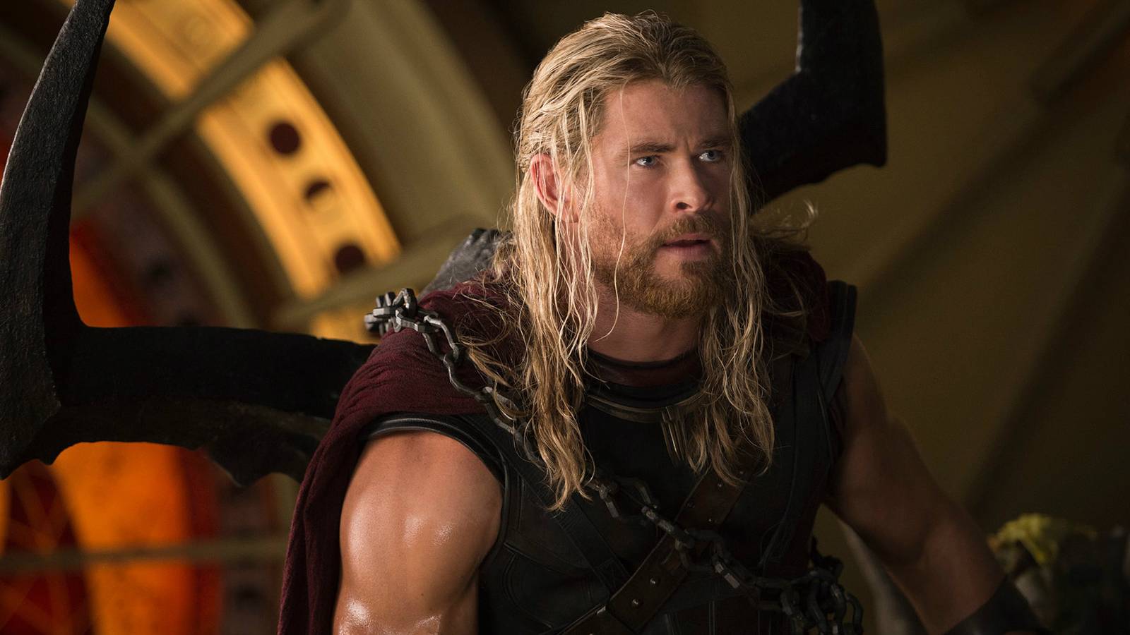 Thor: Ragnarok Star Shares Heartwarming Set Photo