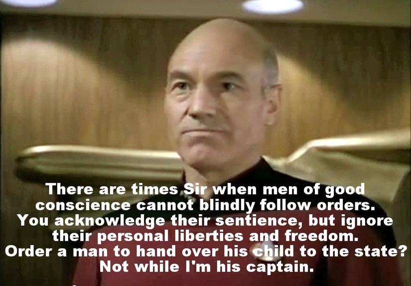 Star Trek: 25 Kirk Vs Picard Memes
