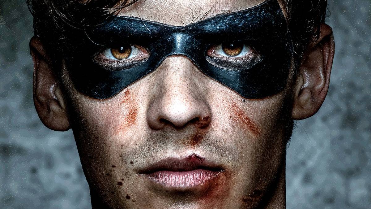 Titans TV Show Promo Reveals Why Robin Isn't Batman's Sidekick Anymore