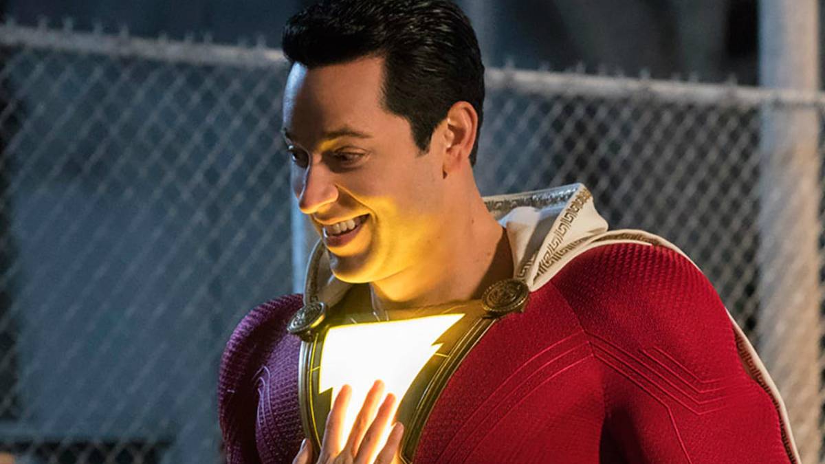 Zachary Levi's Shazam! Costume Revealed On SDCC Show Floor