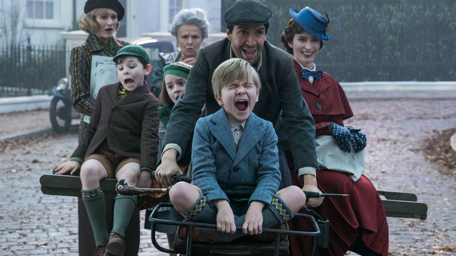 Mary Poppins Returns: New Cast & Original Characters Comparison Guide