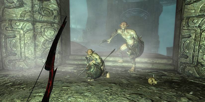 Skyrim: 12 Worthless Weapons Everyone Uses