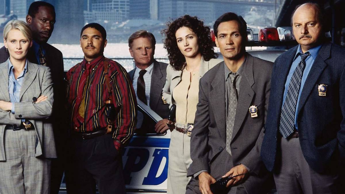 NYPD Blue Sequel Casts Original Stars Kim Delaney, Bill Brochtrup