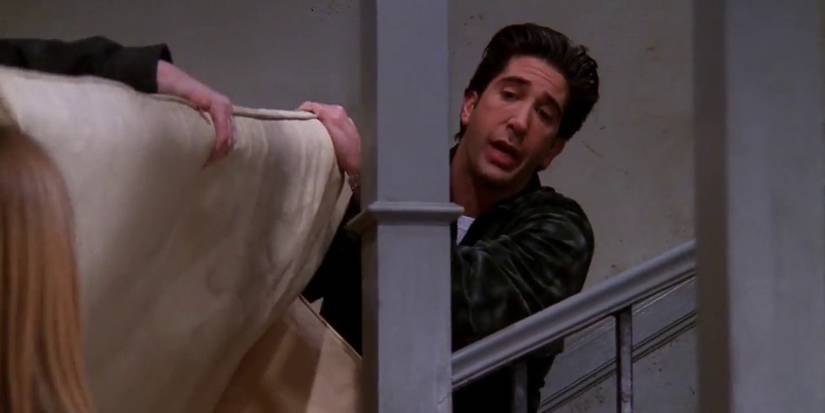 Friends: 10 Scenes That Live Rent Free In Every Fan's Head