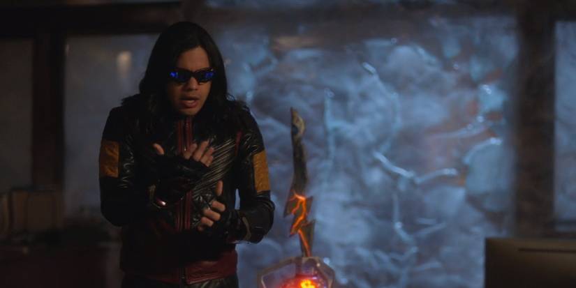 The Flash Gives Vibe The Cure - But Cisco Hasn’t Left The Show