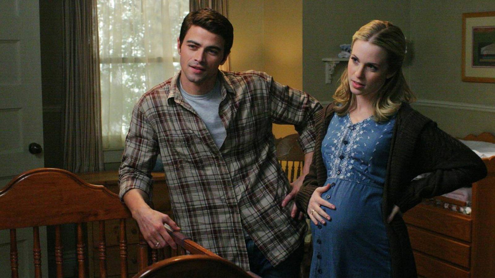 The 20 Best CW Couples Ever (And The 10 Worst) Officially Ranked
