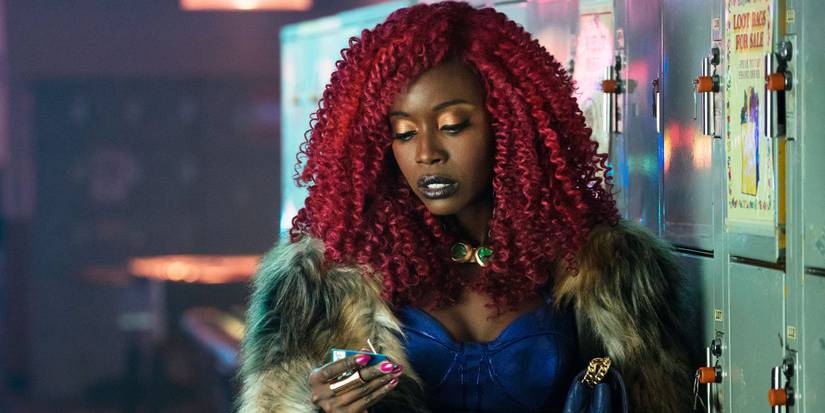 Titans Keeps Retconning Season 1 - This Time It’s Starfire’s Turn