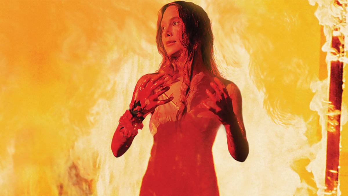 Carrie: 10 Facts About The Horror Character From The Book The Movies ...