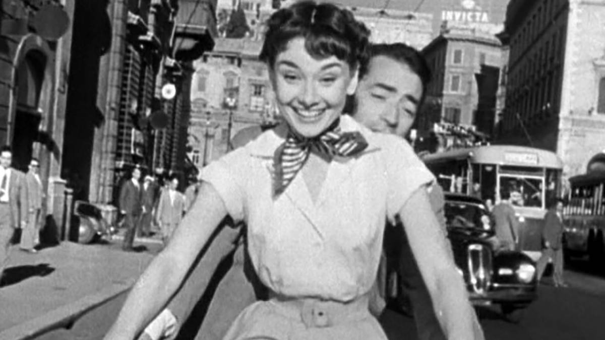 Roman Holiday Ending Explained: Do Audrey Hepburn & Gregory Peck's ...