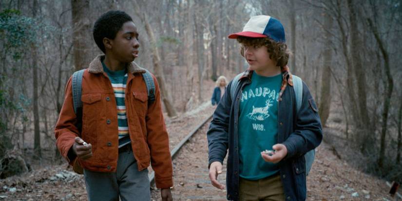 Stranger Things: Lucas' 6 Best Traits (& 7 Worst)