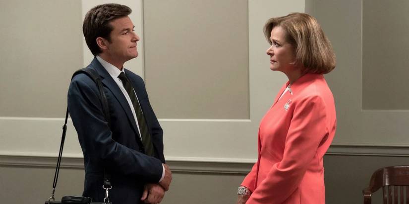 Arrested Development: 10 Lucille Bluth Quotes That Are Super Relatable