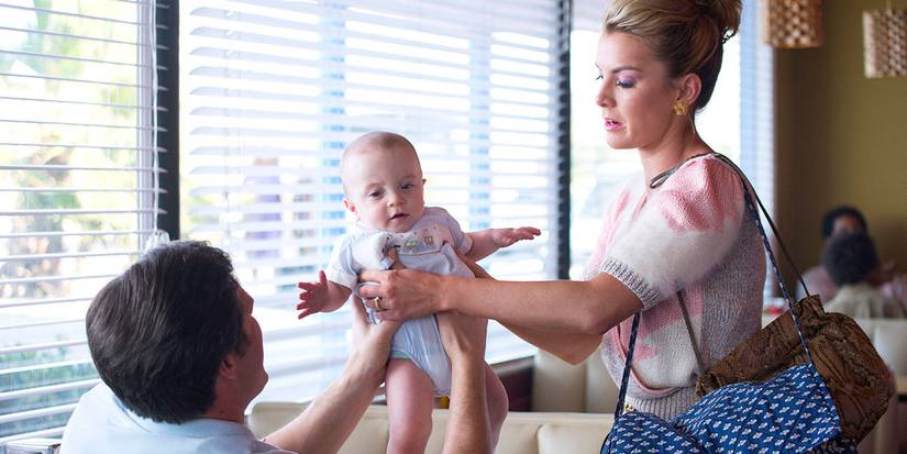 GLOW: 5 Reasons Debbie Is The Show’s Hero (And 5 Why She’s The Villain)