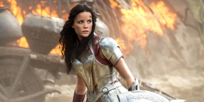 Thor 4 Theory: Lady Sif Is Thor's Love Interest (Not Jane Foster)