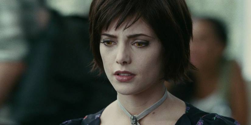 Twilight: 5 Reasons Alice is the Best Cullen (& 5 Why It's Carlisle)