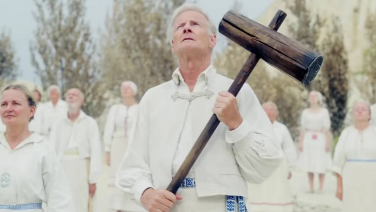 Midsommar: The Hårga Cult & Customs Explained