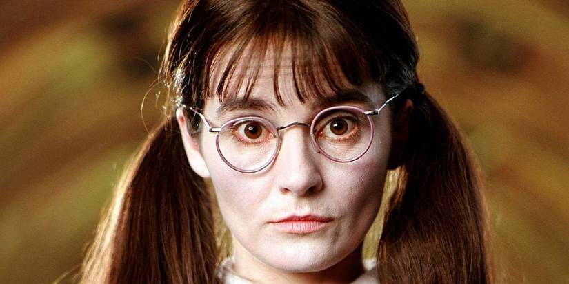 Harry Potter: 10 Ghostly Facts You Didn’t Know About Moaning Myrtle