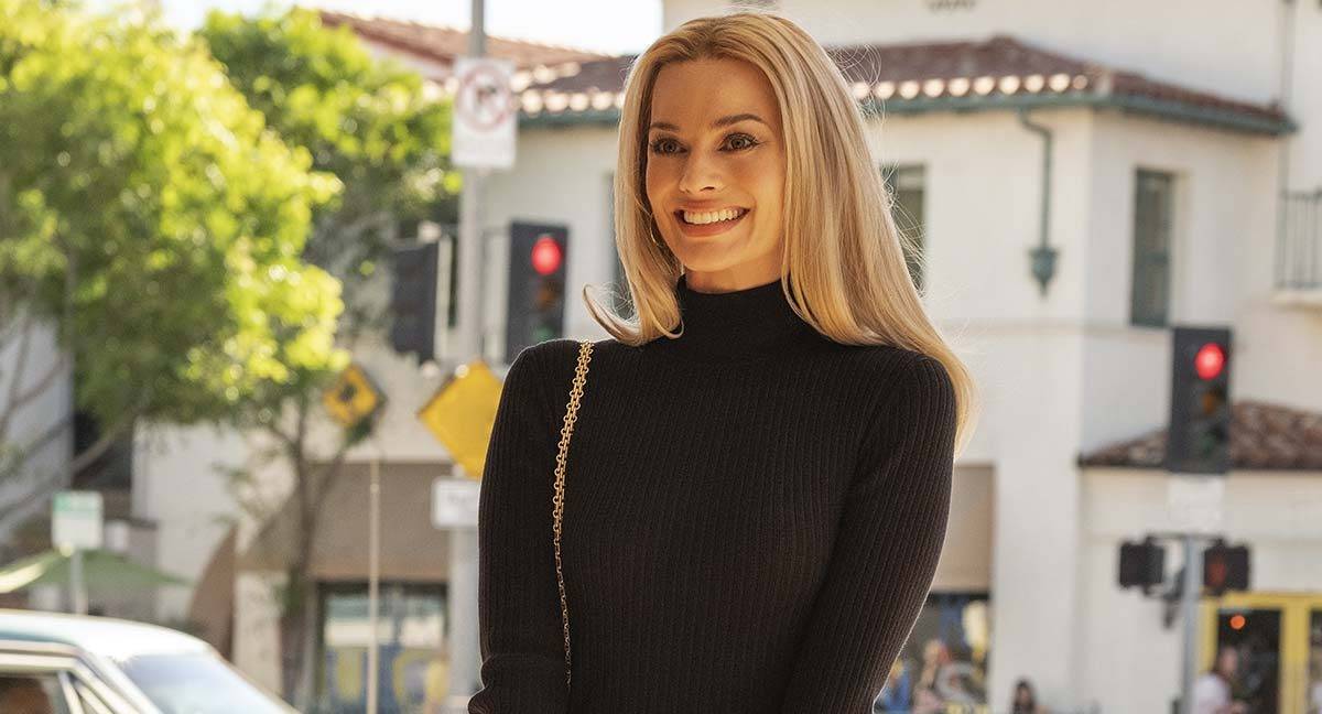 Margot Robbie Recreated Iconic Sharon Tate OUATIH Scene In Real Life