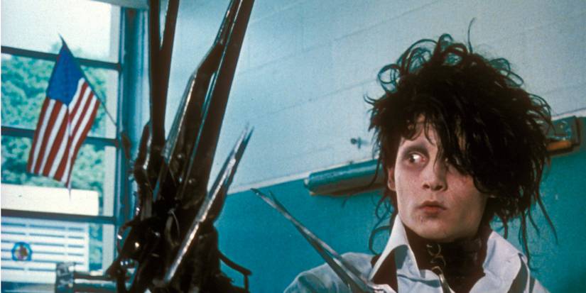 10 Hidden Details Everyone Missed In Edward Scissorhands