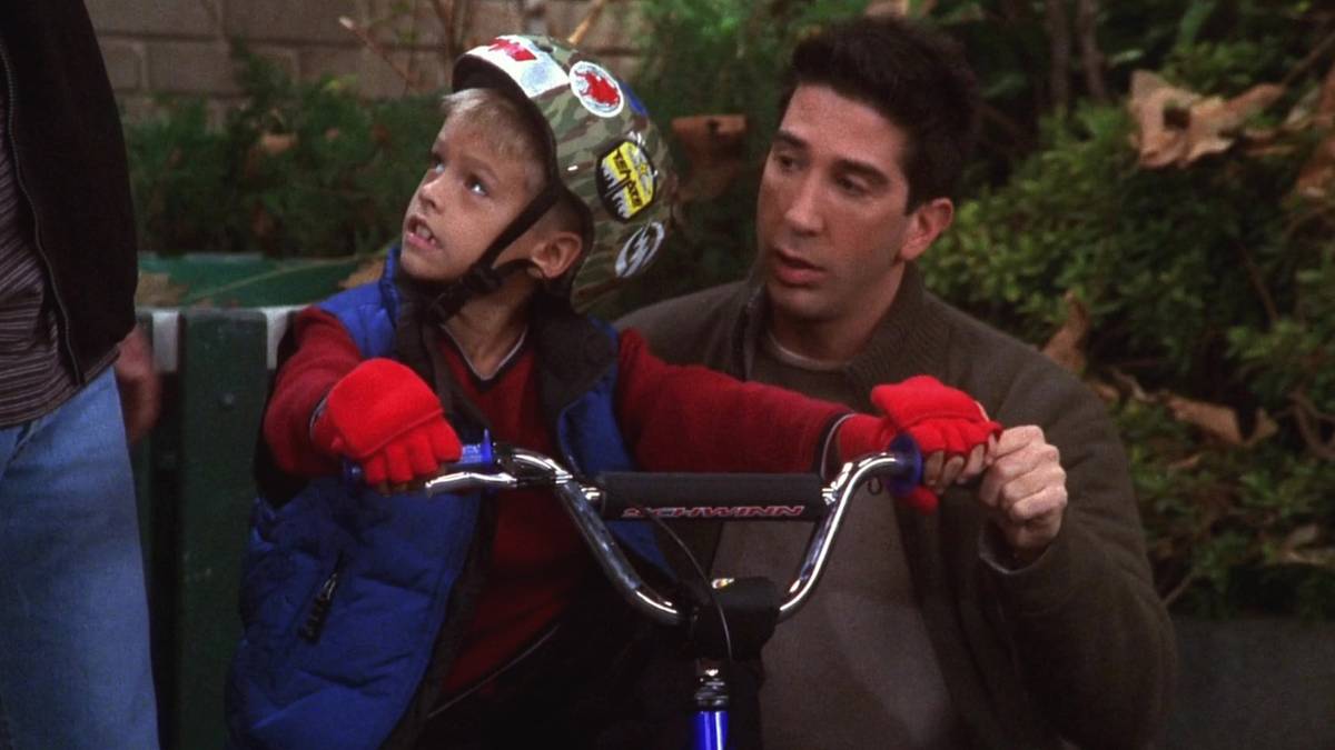 Friends: 10 Episodes That Actually Tackled Deep Issues