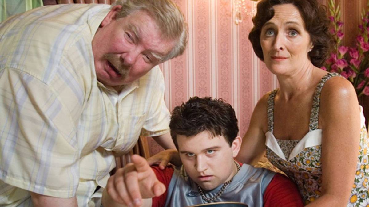 Harry Potter Remake's Aunt Petunia & Uncle Vernon Casting Avoids ...