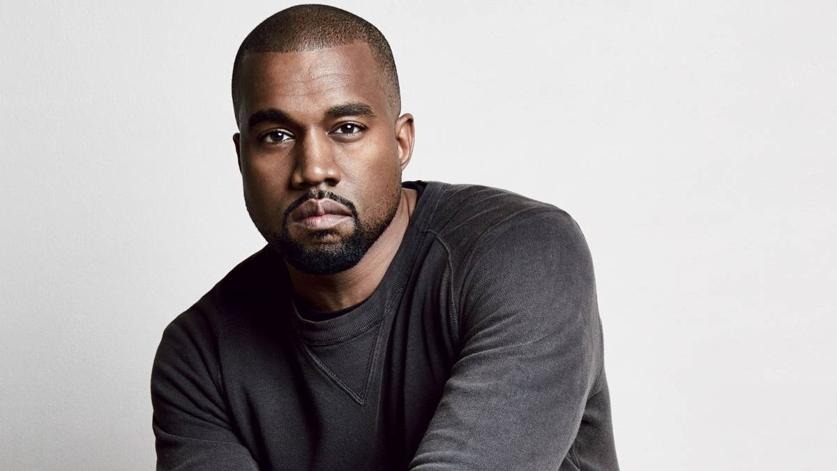 KUWTK: Kanye Gives Fans a Sneak Peek of His Room at Atlanta Stadium