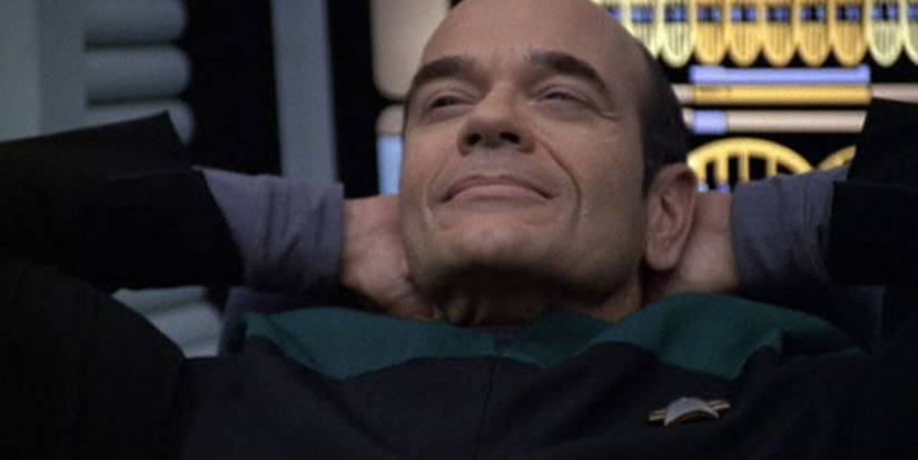 9 Names For Star Trek: Voyager’s EMH (& Why He Stayed 'The Doctor')
