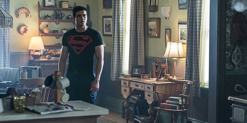 Titans Season 2 Has Unconventional Superman & Lex Luthor Cameos