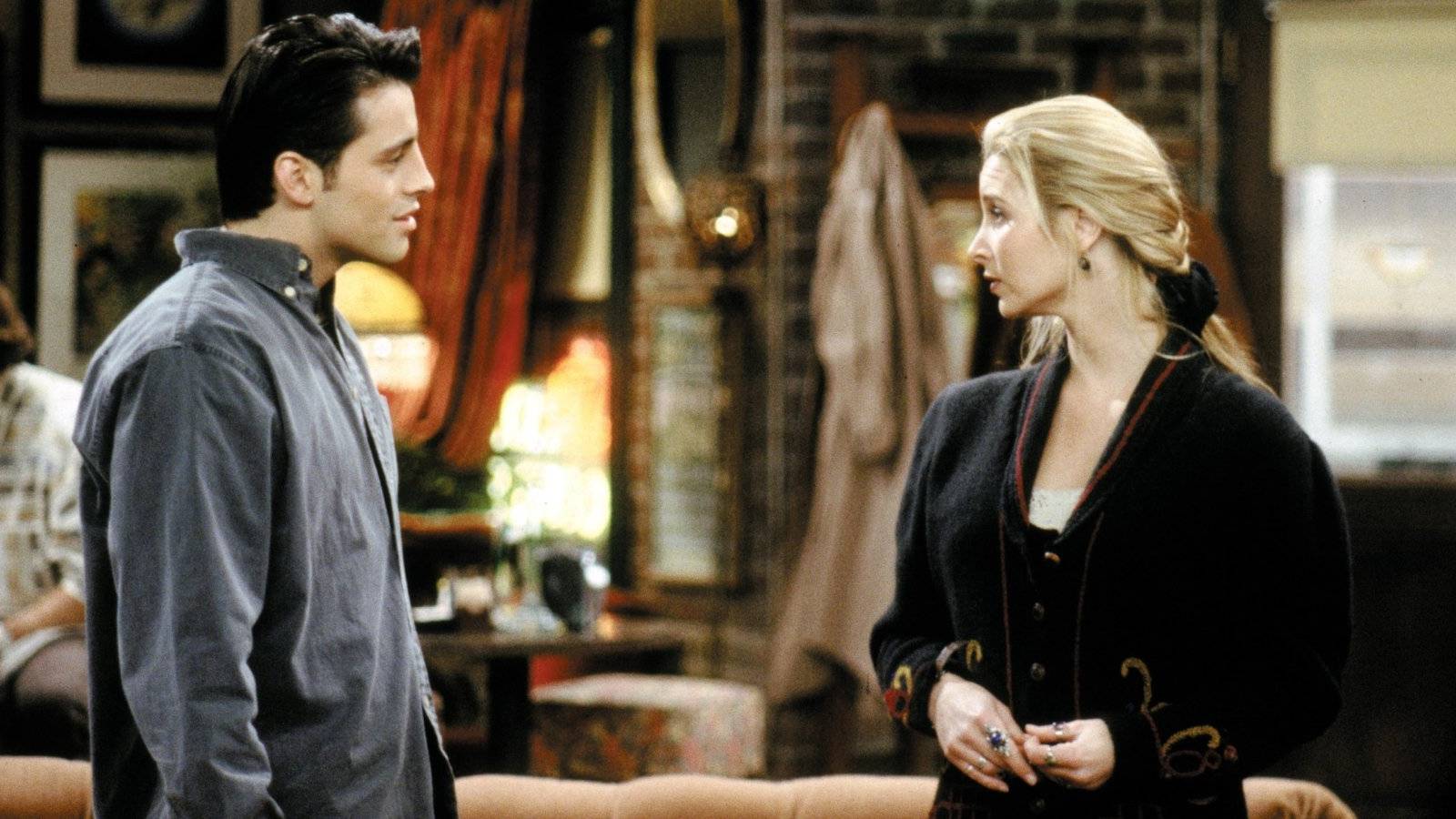 Friends: The 10 Worst Things The Gang Did To Phoebe, Ranked