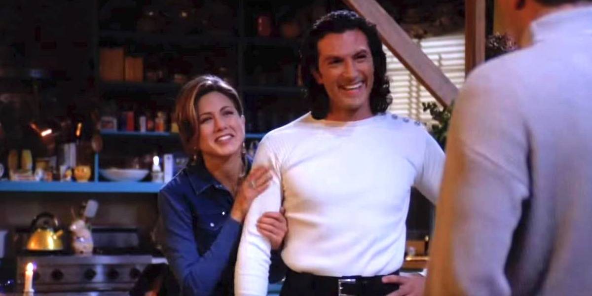 Friends: 10 Reasons Rachel & Paolo Were Doomed From The Start