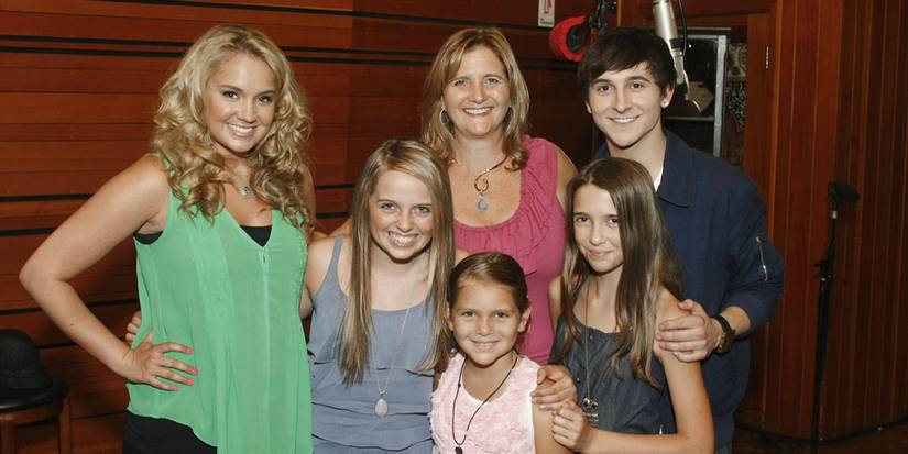 8 Best & 7 Worst Disney Channel Shows, According To IMDb