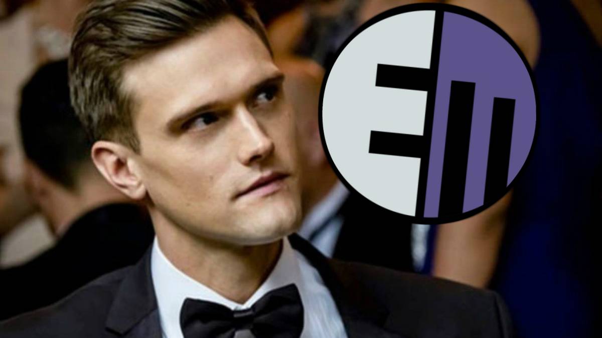 The Flash Finally Gives Elongated Man An Official Emblem