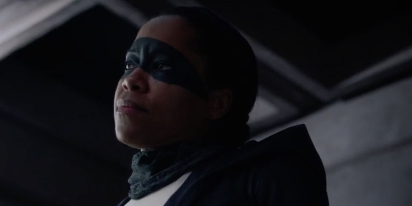 Every Masked Character In Watchmen Ranked