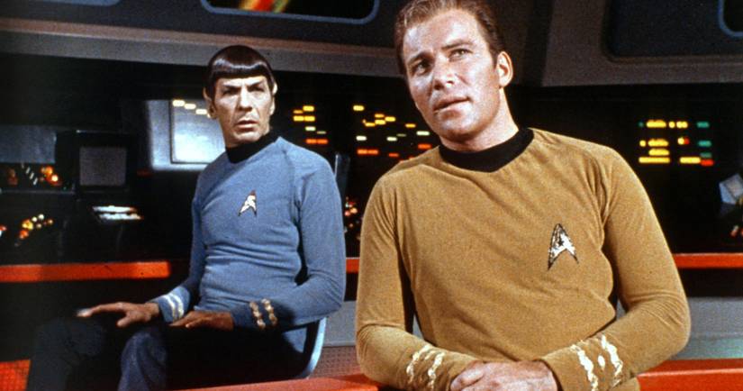 Star Trek: Every Starfleet Uniform & History Explained